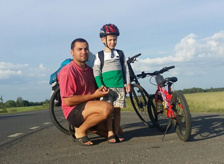 Семилетний Дима из Жабинки за сезон проехал на велосипеде 3 500 ...